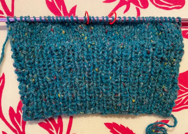 How to Knit Fingerless Mittens on Straight Needles@judyschickens